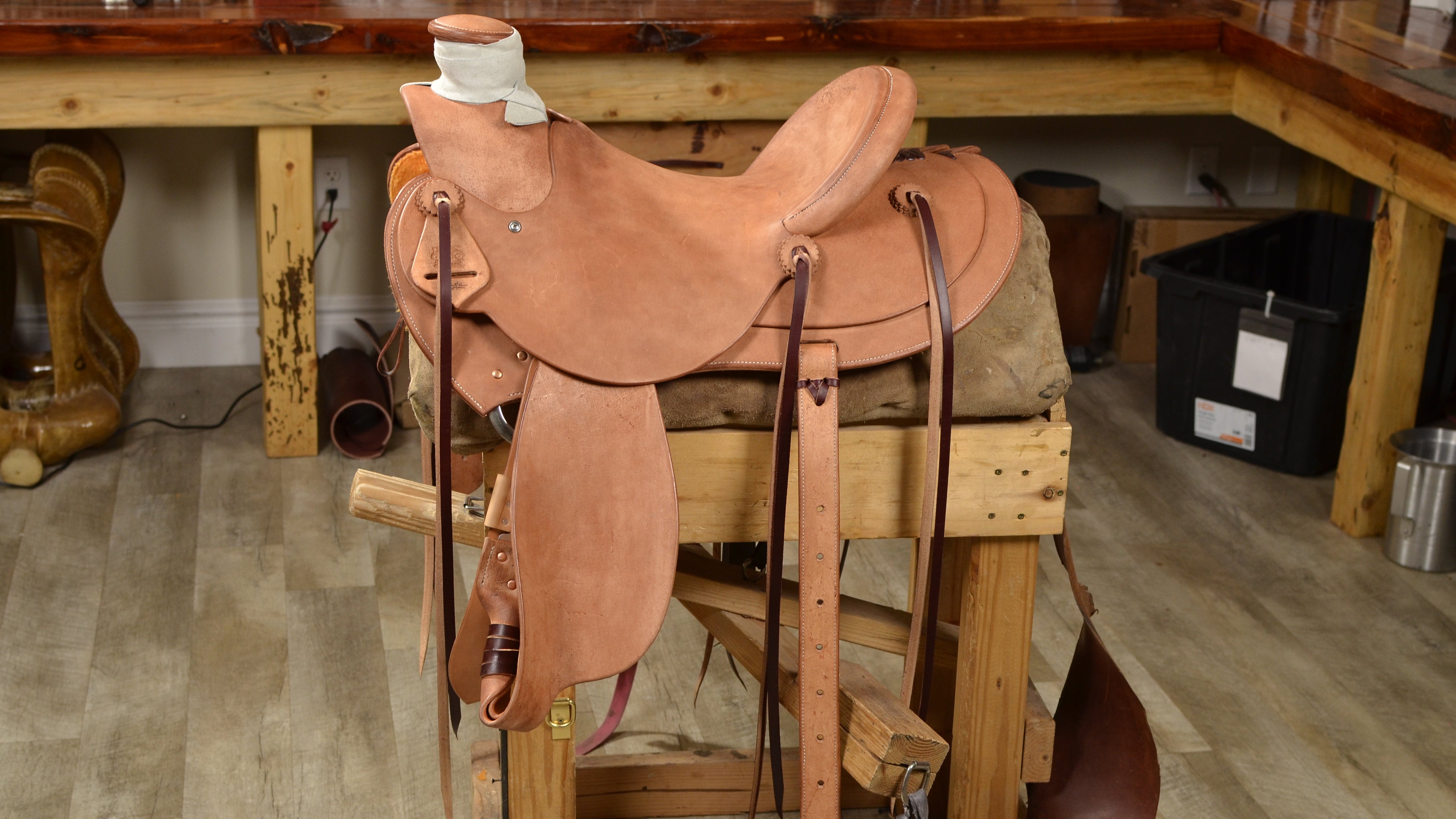 Build a Custom Saddle Start to Finish | Illume Course – Illume Connect